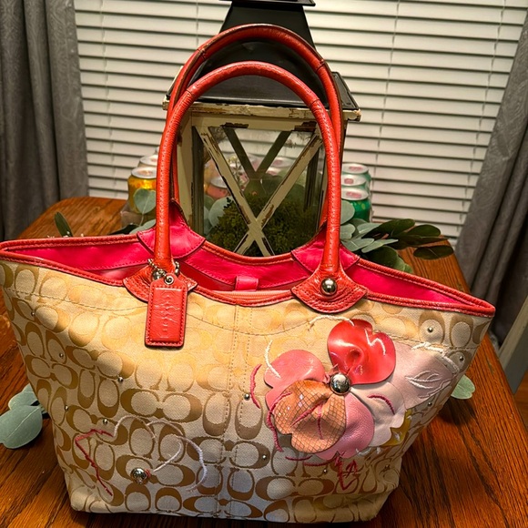 Coach | Bags | Coach Signature Floral Shoulder Bag Tan Pink | Poshmark